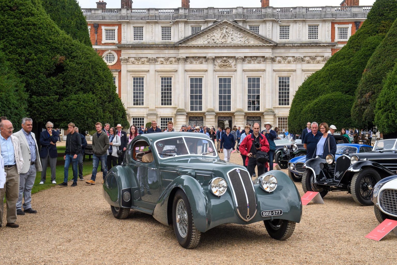 The Most Beautiful Cars in the World - Concours of Elegance